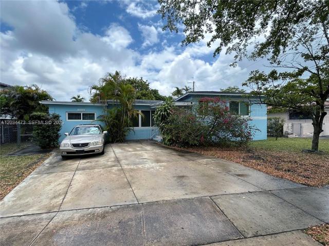 Luxury Villa for rent in North Miami, Florida