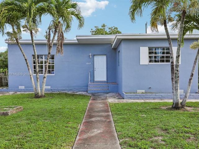 Luxury Villa for rent in North Miami, Florida