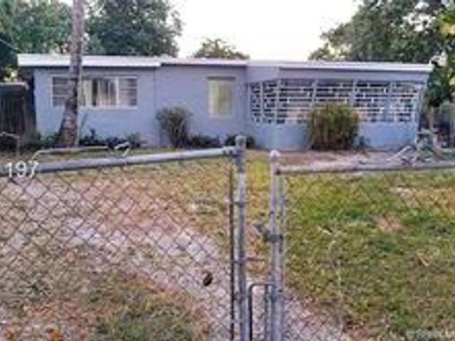 Luxury Villa for rent in North Miami, United States