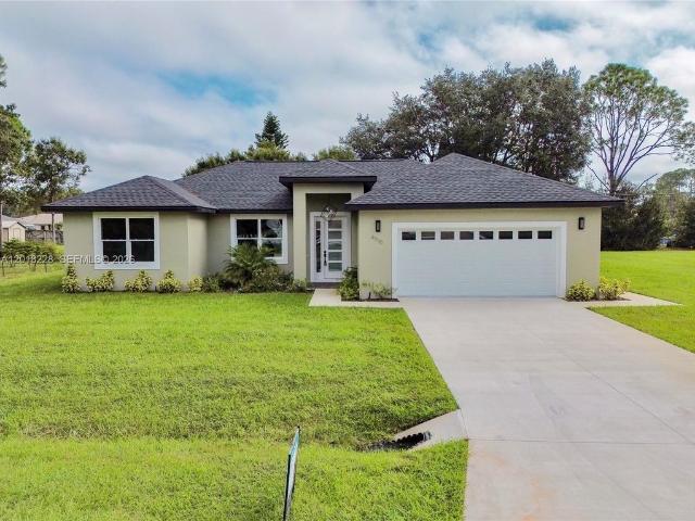 Luxury Villa for rent in Sebring, Florida