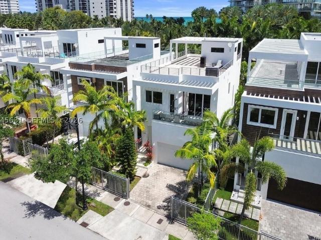 Luxury Villa for rent in Sunny Isles Beach, United States