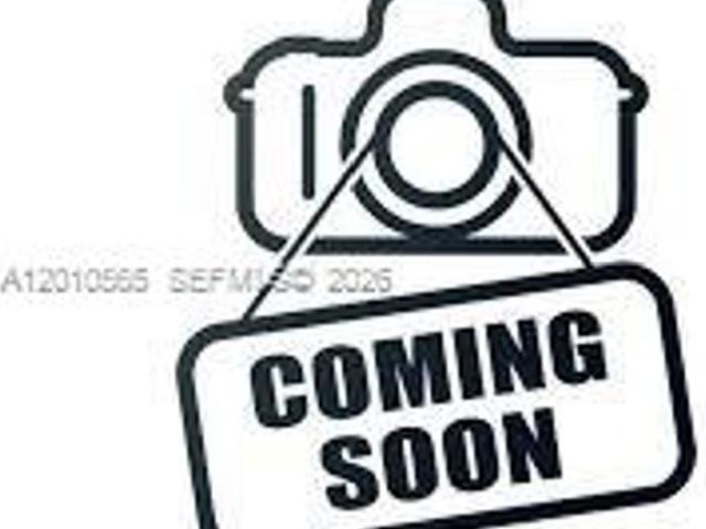 Luxury Villa for rent in Sunrise, Florida