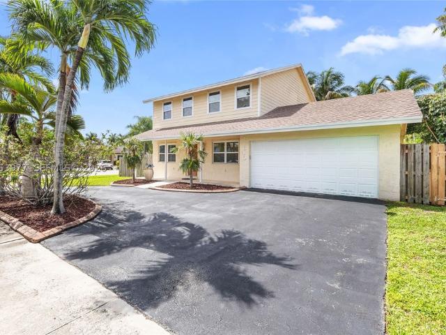 Luxury Villa for rent in Sunrise, Florida