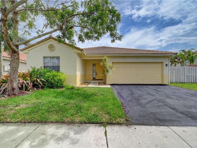 Luxury Villa for rent in Sunrise, Florida