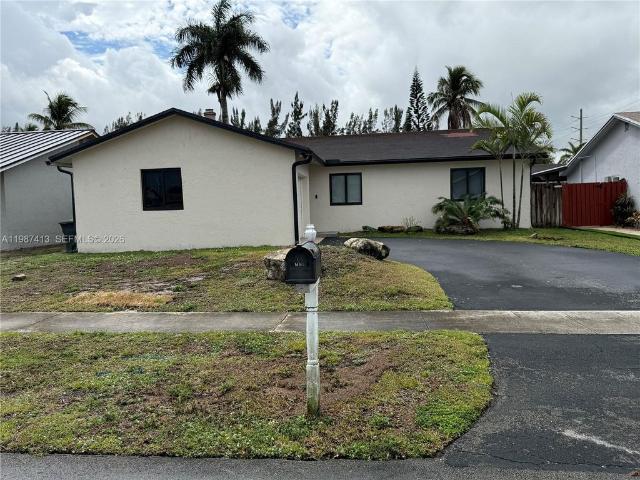 Luxury Villa for rent in Sunrise, Florida