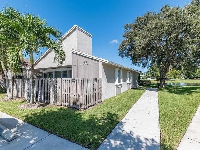Luxury Villa for rent in Sunrise, Florida