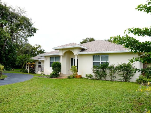 Luxury Villa for rent in Pompano Beach, Florida