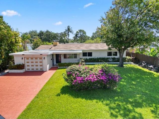 Luxury Villa for rent in Pompano Beach, Florida