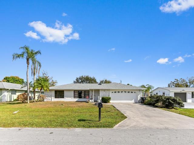 Luxury Villa for rent in Port Saint Lucie, United States