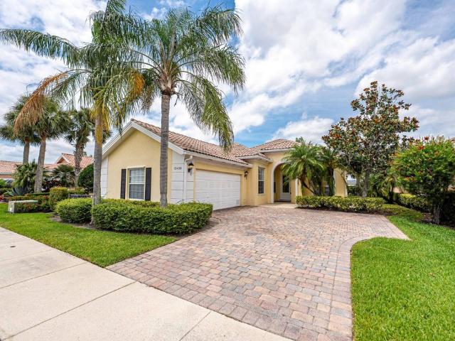 Luxury Villa for rent in Port Saint Lucie, Florida