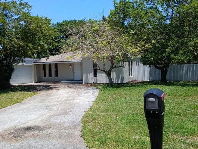 Luxury Villa for rent in Palmetto Bay, Florida
