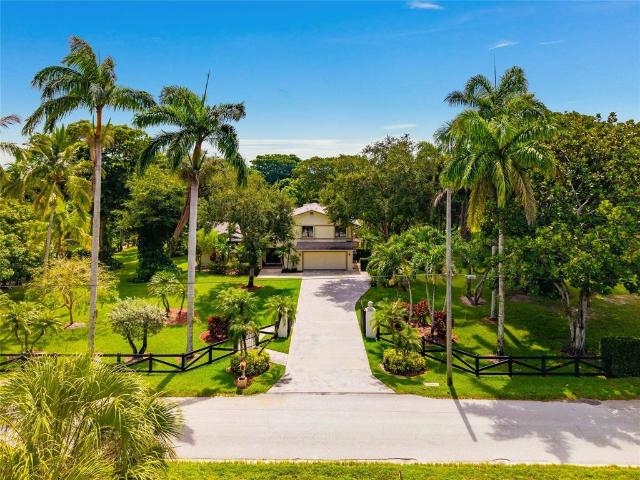 Luxury Villa for rent in Parkland, Florida