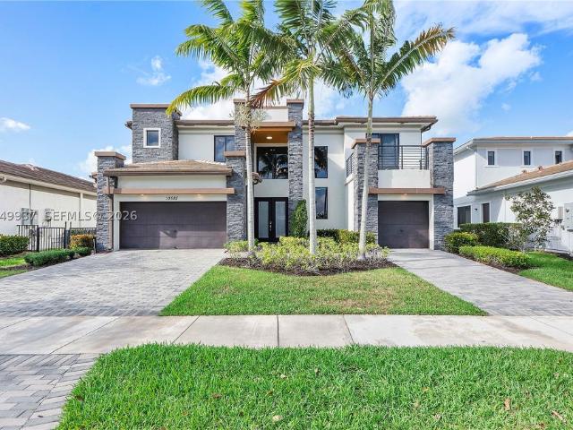 Luxury Villa for rent in Parkland, Florida