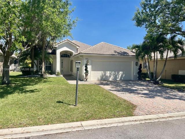 Luxury Villa for rent in Parkland, Florida