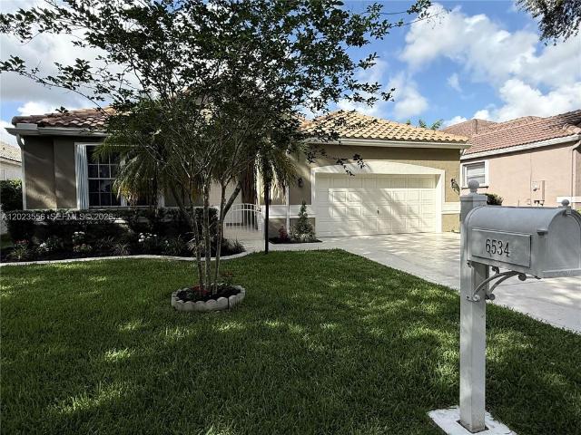 Luxury Villa for rent in Parkland, Florida