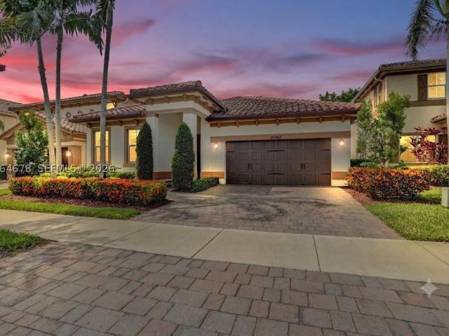 Luxury Villa for rent in Parkland, United States