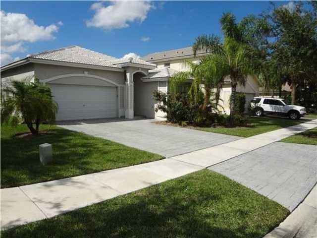Luxury Villa for rent in Parkland, United States