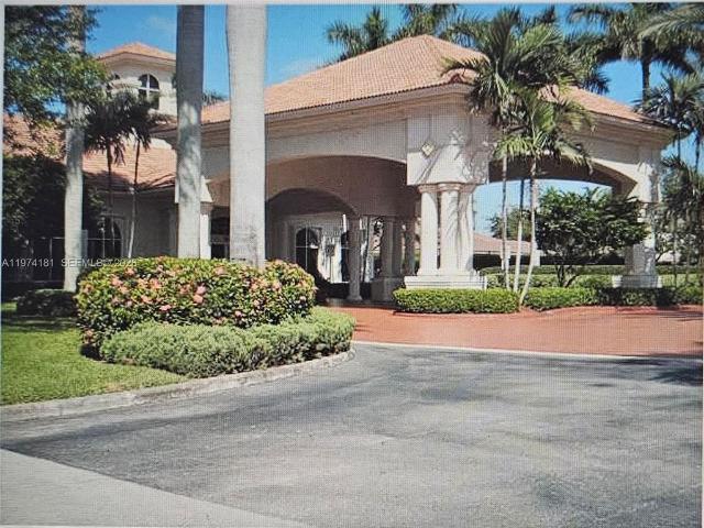Luxury Villa for rent in Pembroke Pines, Florida