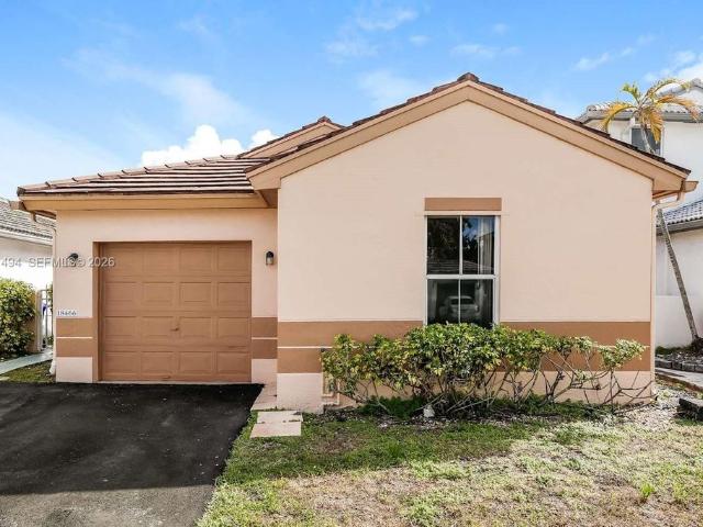 Luxury Villa for rent in Pembroke Pines, Florida