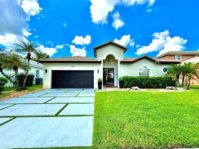 Luxury Villa for rent in Pembroke Pines, Florida