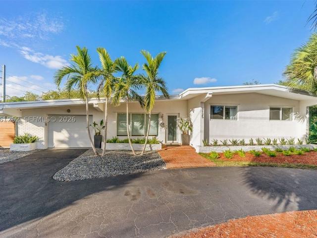Luxury Villa for rent in Pinecrest, Florida