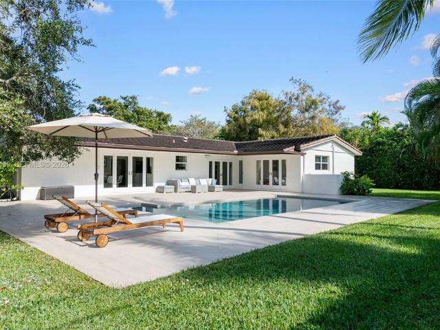 Luxury Villa for rent in Pinecrest, United States
