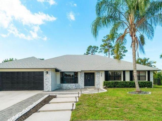 Luxury Villa for rent in Wellington, United States