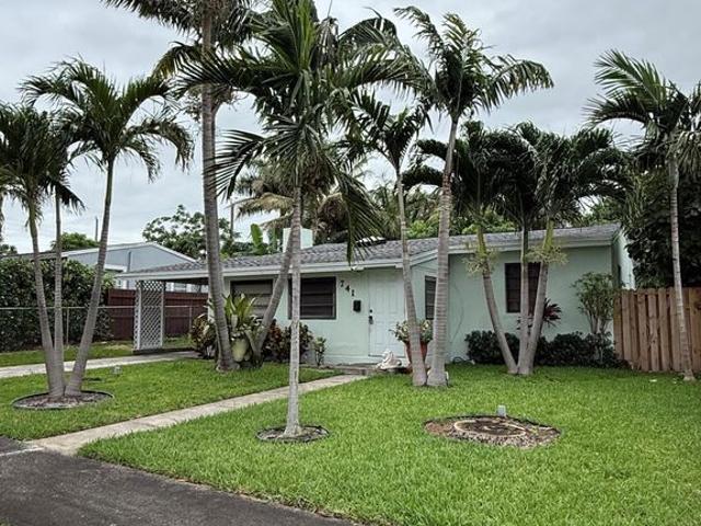 Luxury Villa for rent in West Palm Beach, Florida