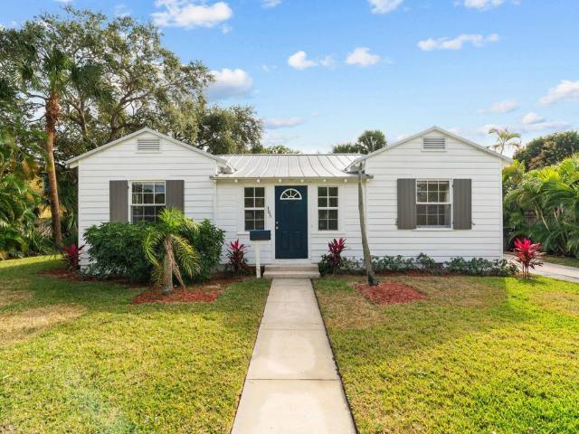 Luxury Villa for rent in West Palm Beach, Florida