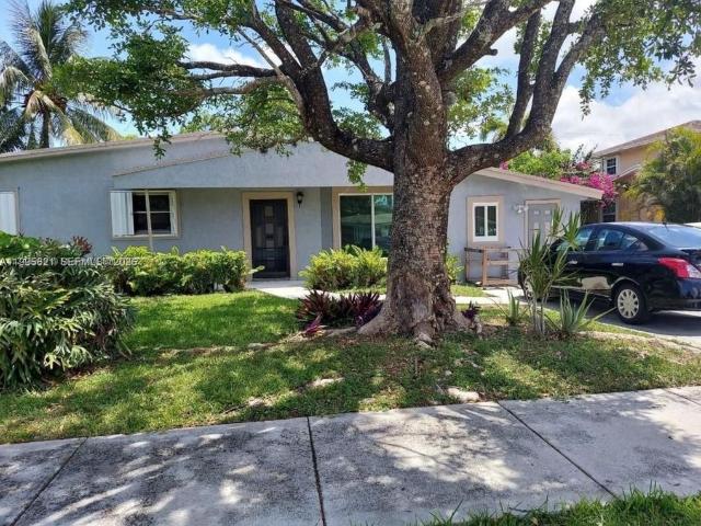 Luxury Villa for rent in West Park, Florida