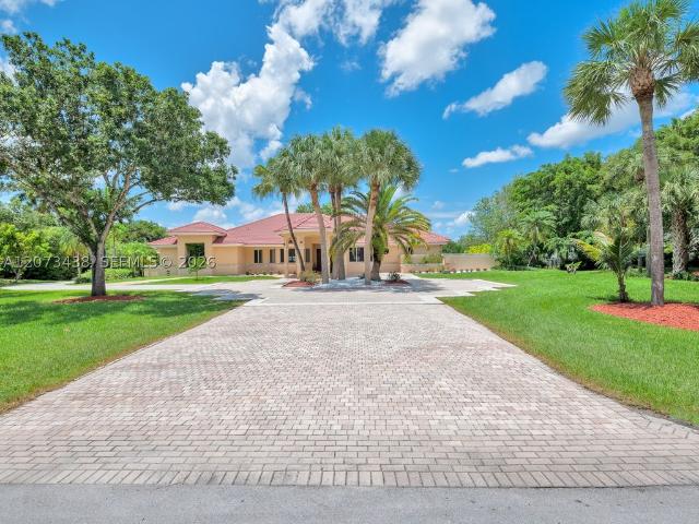 Luxury Villa for rent in Weston, Florida