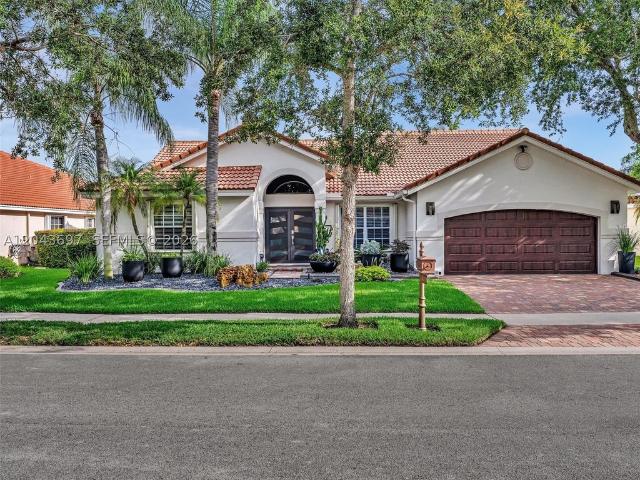 Luxury Villa for rent in Weston, Florida