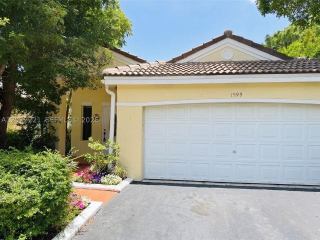 Luxury Villa for rent in Weston, United States