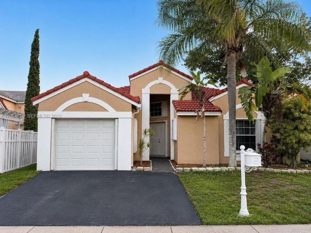 Luxury Villa for rent in Weston, United States