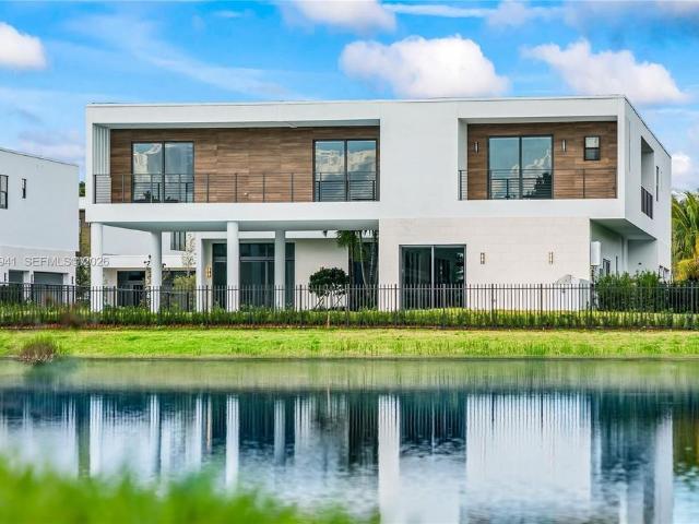 Luxury Villa for rent in Weston, United States