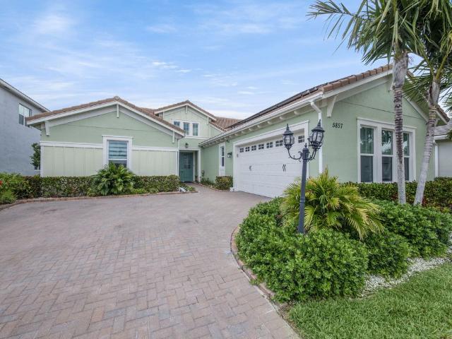 3 bedroom luxury Villa for rent in Westlake, Florida