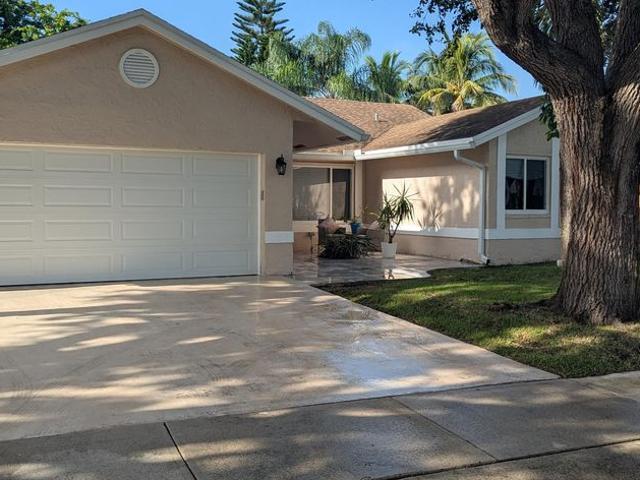 Luxury Villa for sale in Coconut Creek, United States