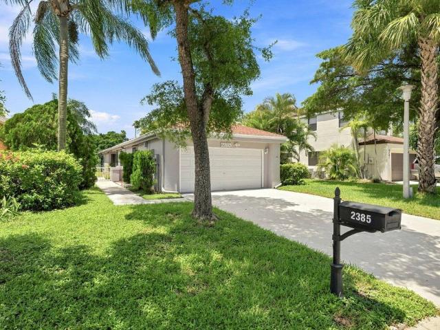 Luxury Villa for sale in Coconut Creek, United States