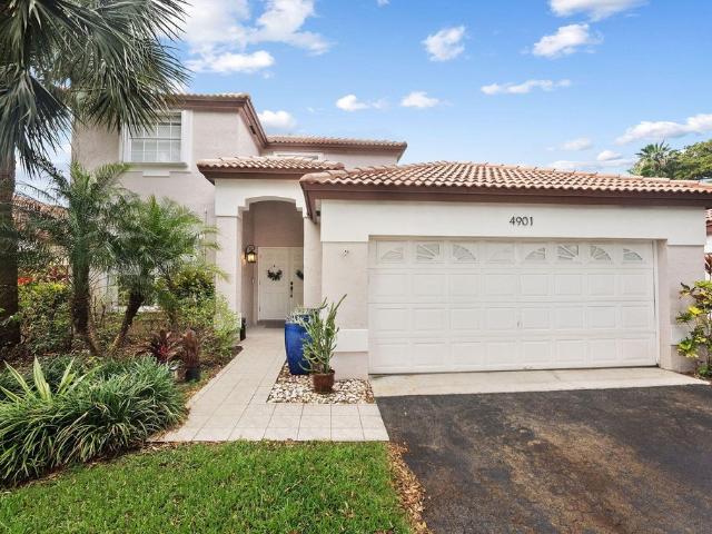 Luxury Villa for sale in Coconut Creek, Florida