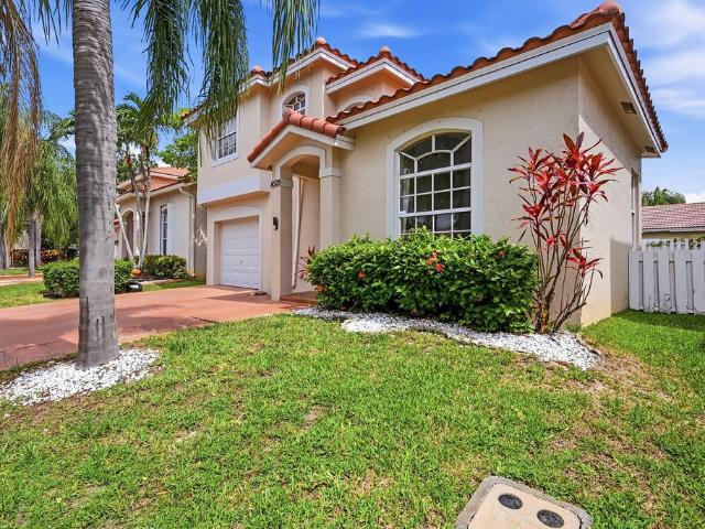 Luxury Villa for sale in Coconut Creek, Florida