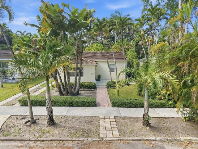 Luxury Villa for sale in Coconut Grove, United States