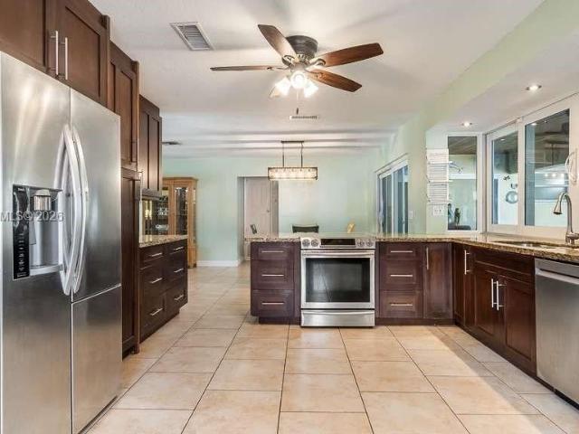 Luxury Villa for sale in Cooper City, Florida