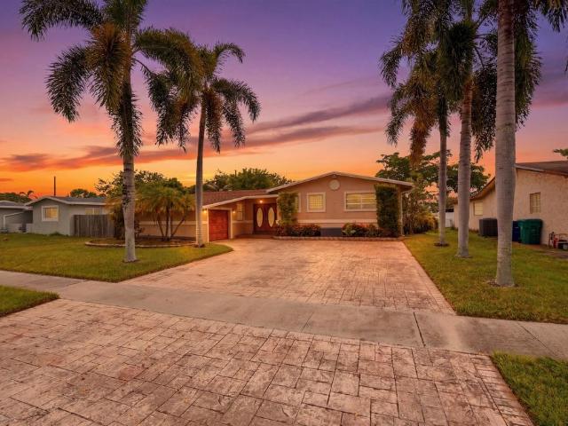Luxury Villa for sale in Cooper City, Florida
