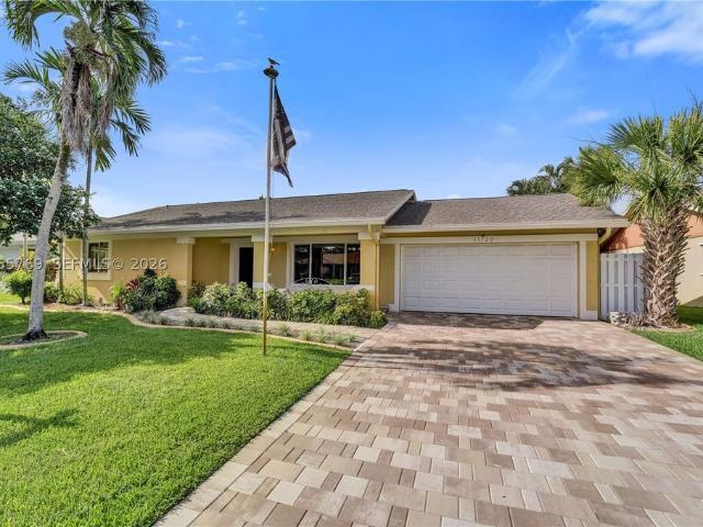 Luxury Villa for sale in Cooper City, Florida