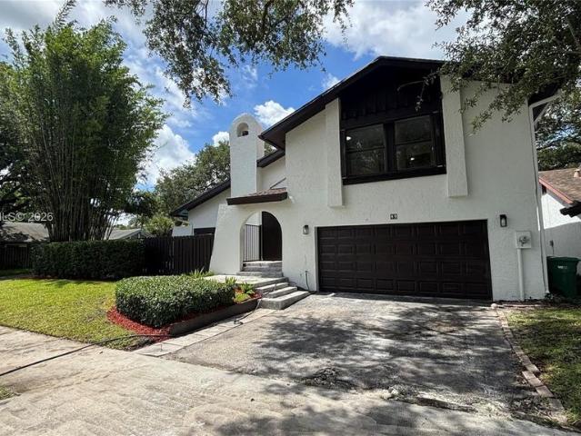 Luxury Villa for sale in Cooper City, Florida