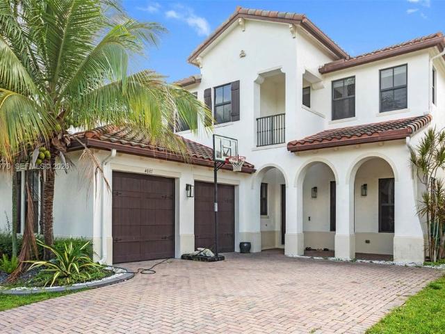 Luxury Villa for sale in Cooper City, United States