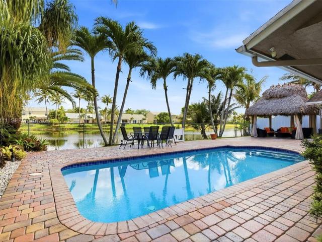 Luxury Villa for sale in Cooper City, United States