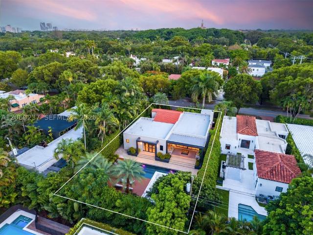 Luxury Villa for sale in Coral Gables, Florida