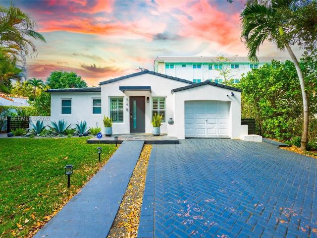 Luxury Villa for sale in Coral Gables, Florida