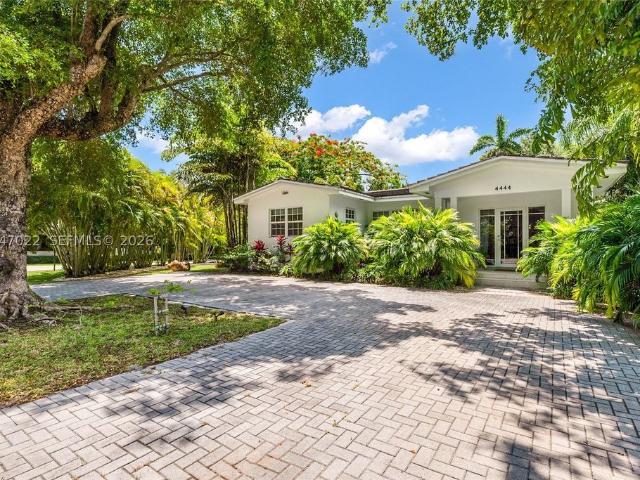 Luxury Villa for sale in Coral Gables, Florida